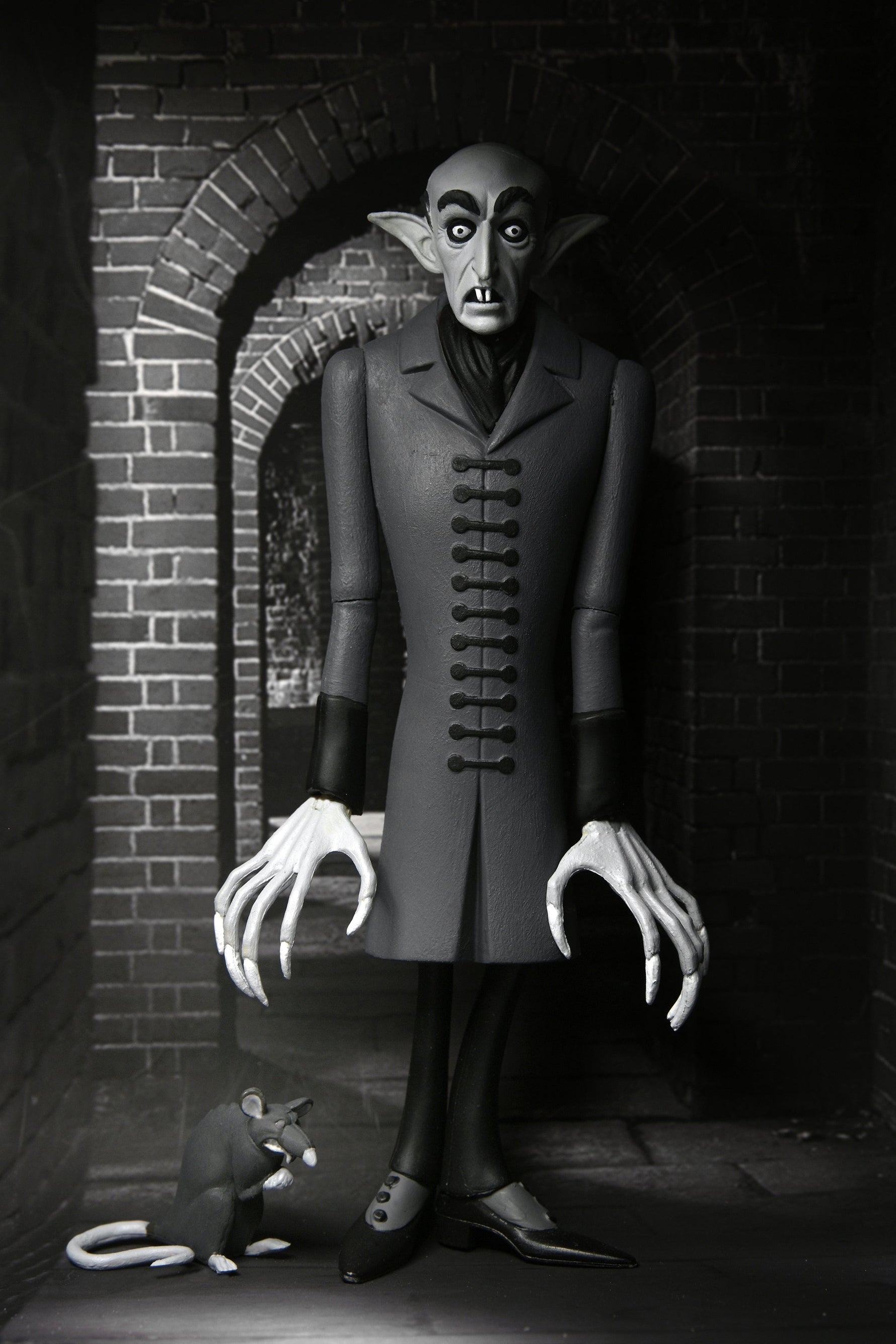 Nosferatu - Toony Terrors Count Orlok 6” Scale Action Figure (Silver S ...