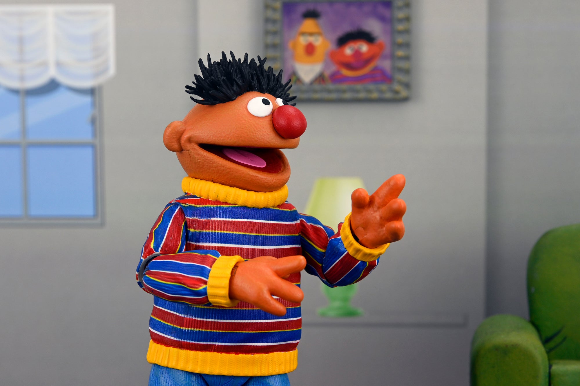 Sesame Street - Ultimate Ernie 7” Scale Action Figure – NECA