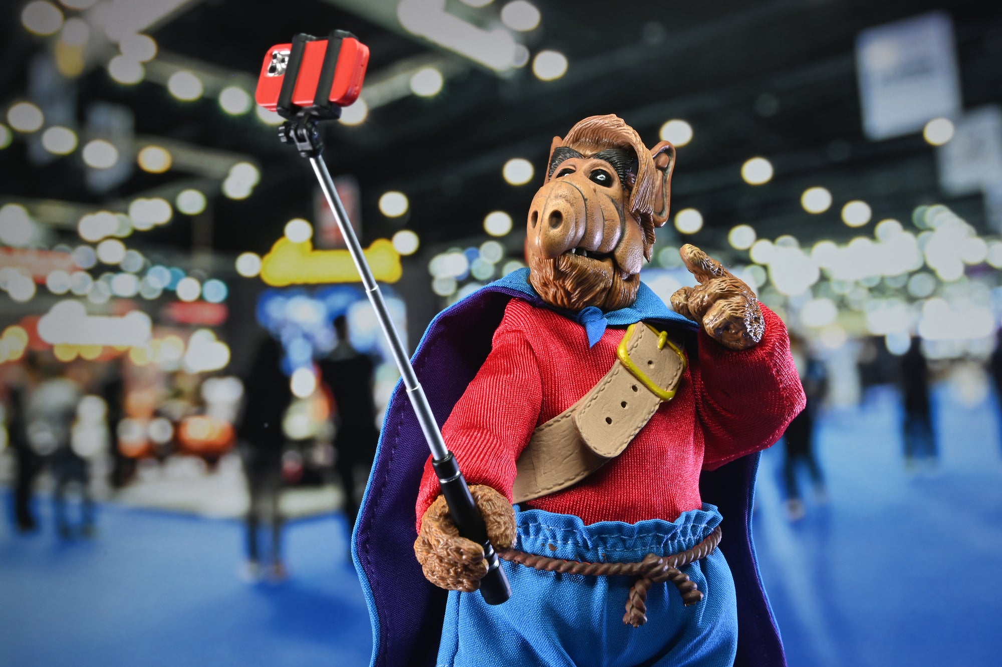 2024 CON EXCLUSIVE: Alf – Ultimate Super Alf 7” Scale Action Figure – NECA