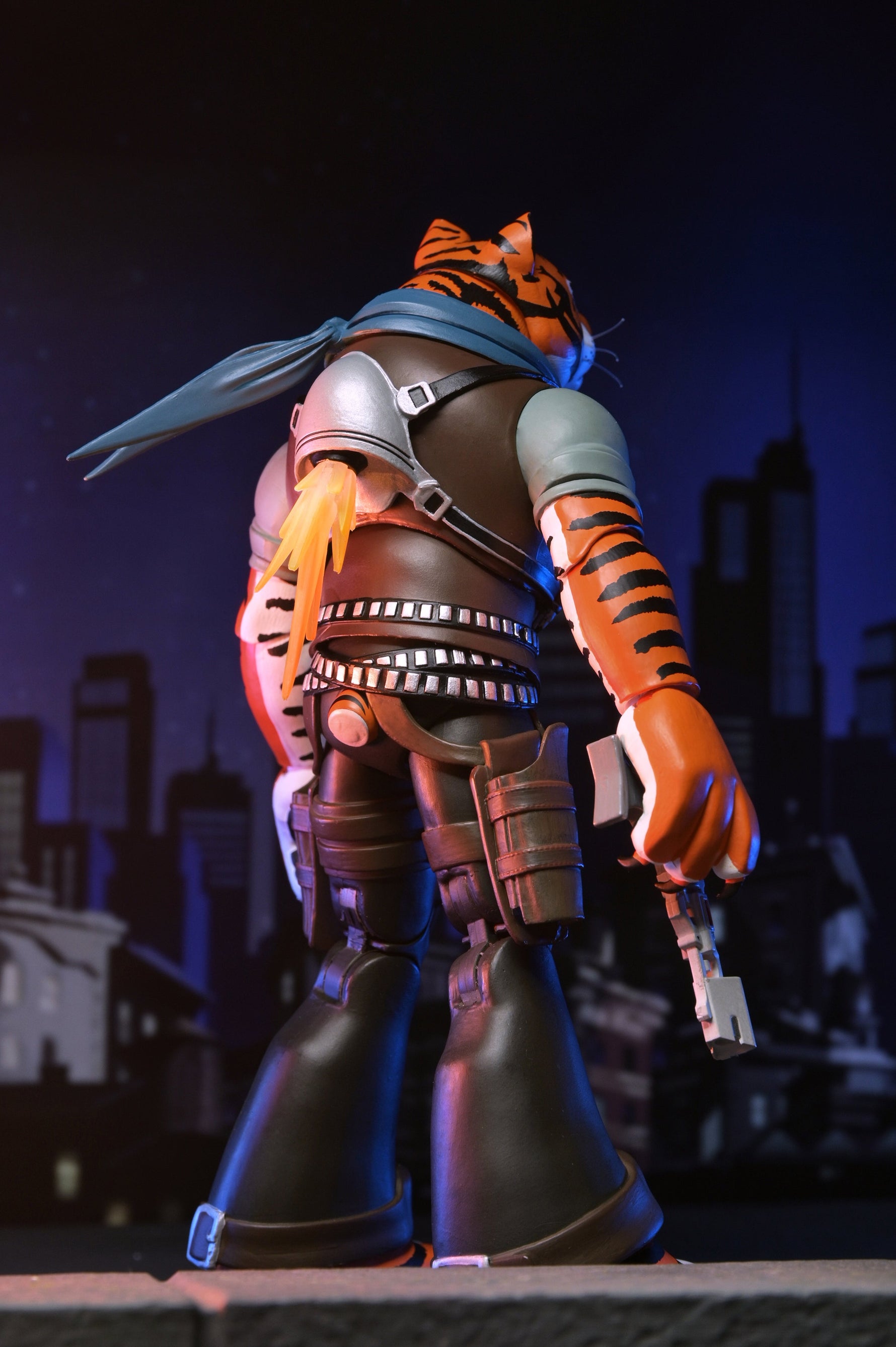 Teenage Mutant Ninja Turtles (2012 Cartoon) - Ultimate Tiger Claw 7" S ...
