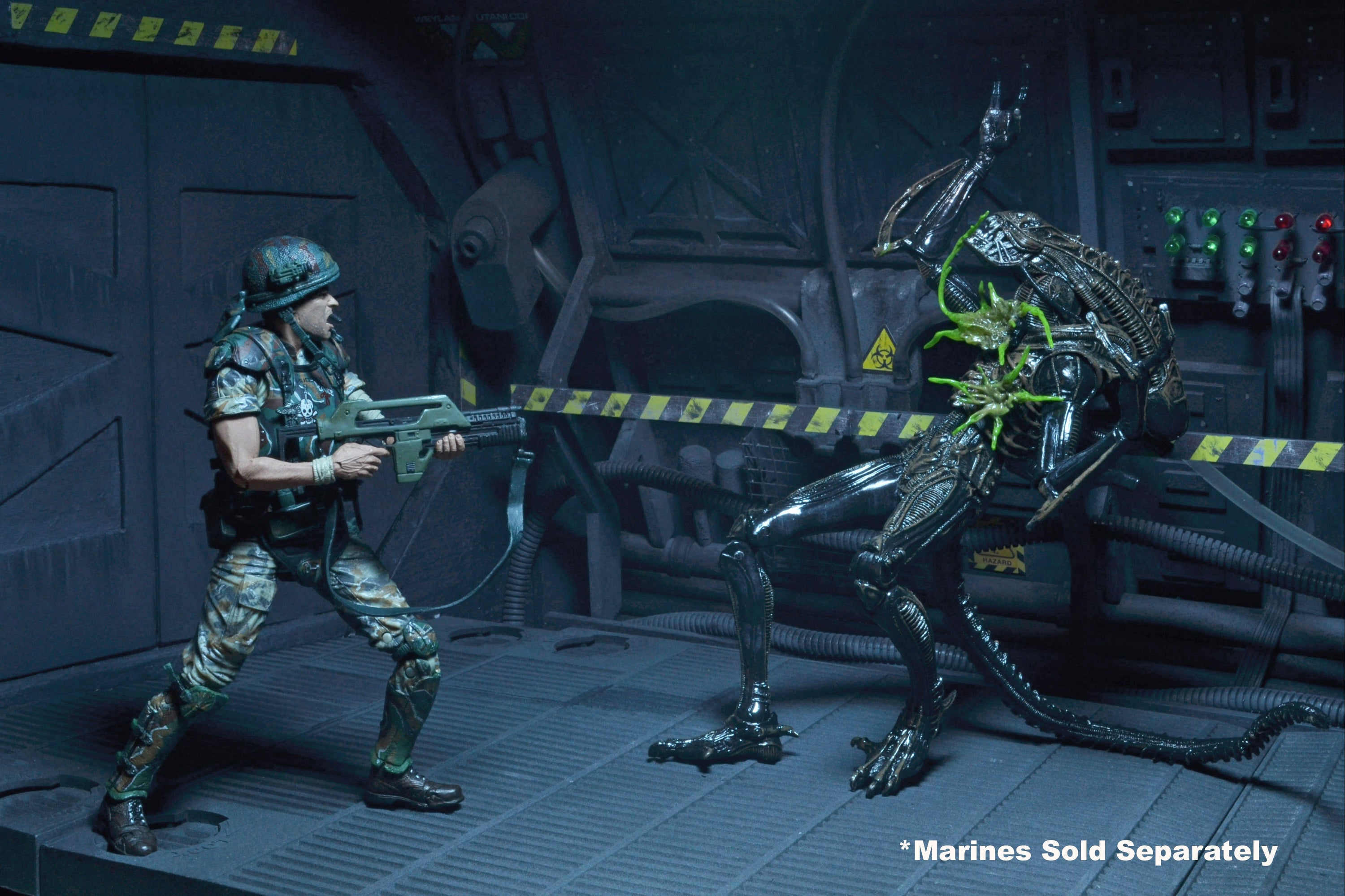 Aliens - Series 12 - Battle Damaged Aliens Warrior 7" Scale Action Fig ...