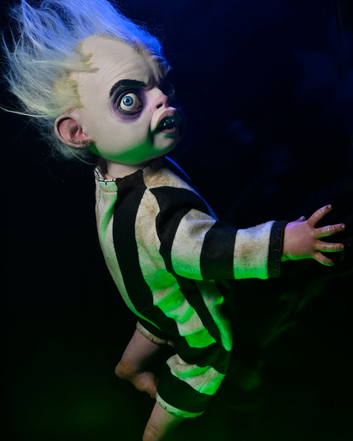 Beetlejuice Beetlejuice Life-Size Baby Beetlejuice 1:1 Prop Replica ...