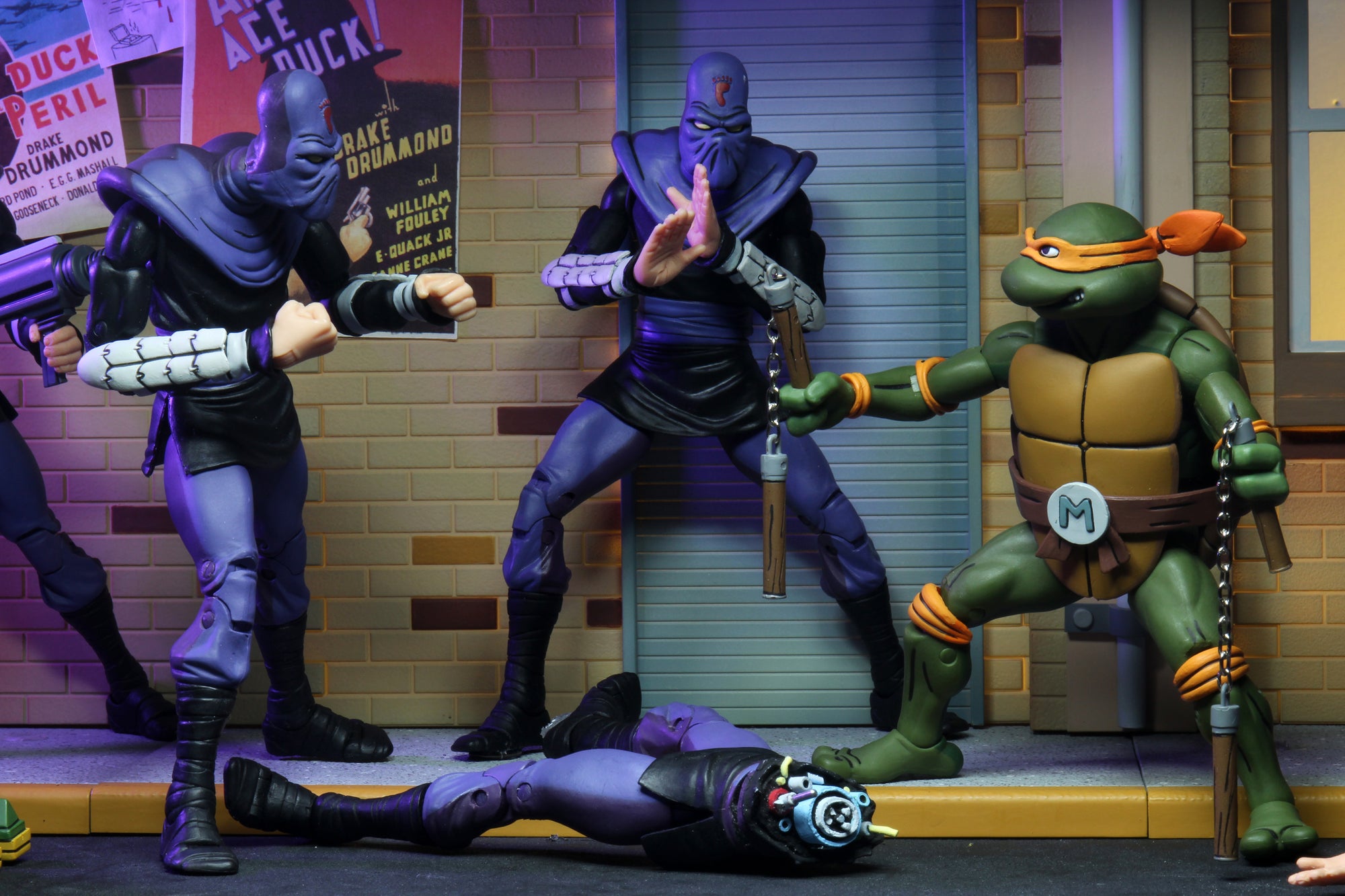 Teenage Mutant Ninja Turtles (Cartoon) – Street Scene Diorama – NECA