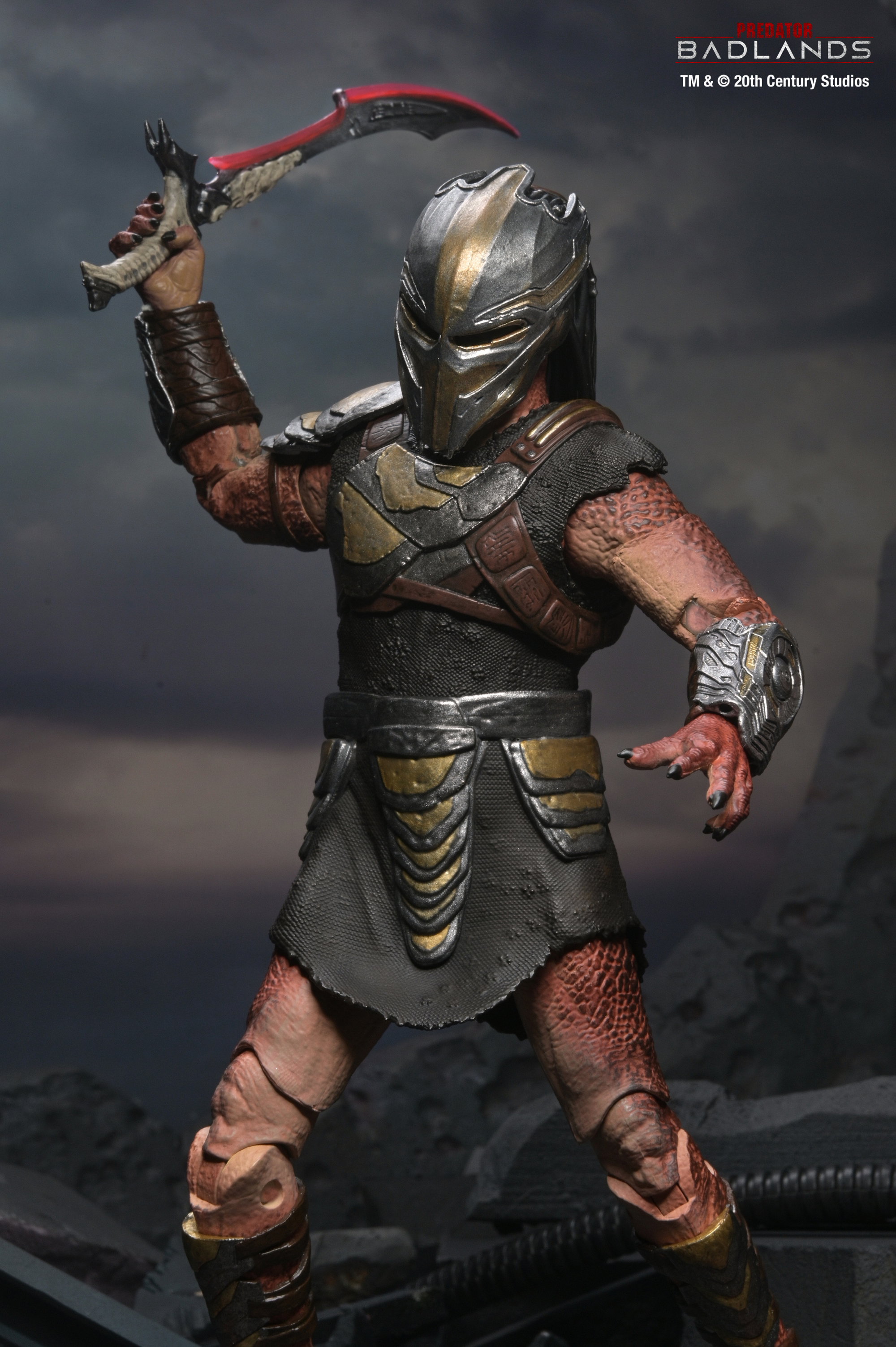 Predator: Badlands - Ultimate Dek (Training Armor) 7" Scale Action Fig ...