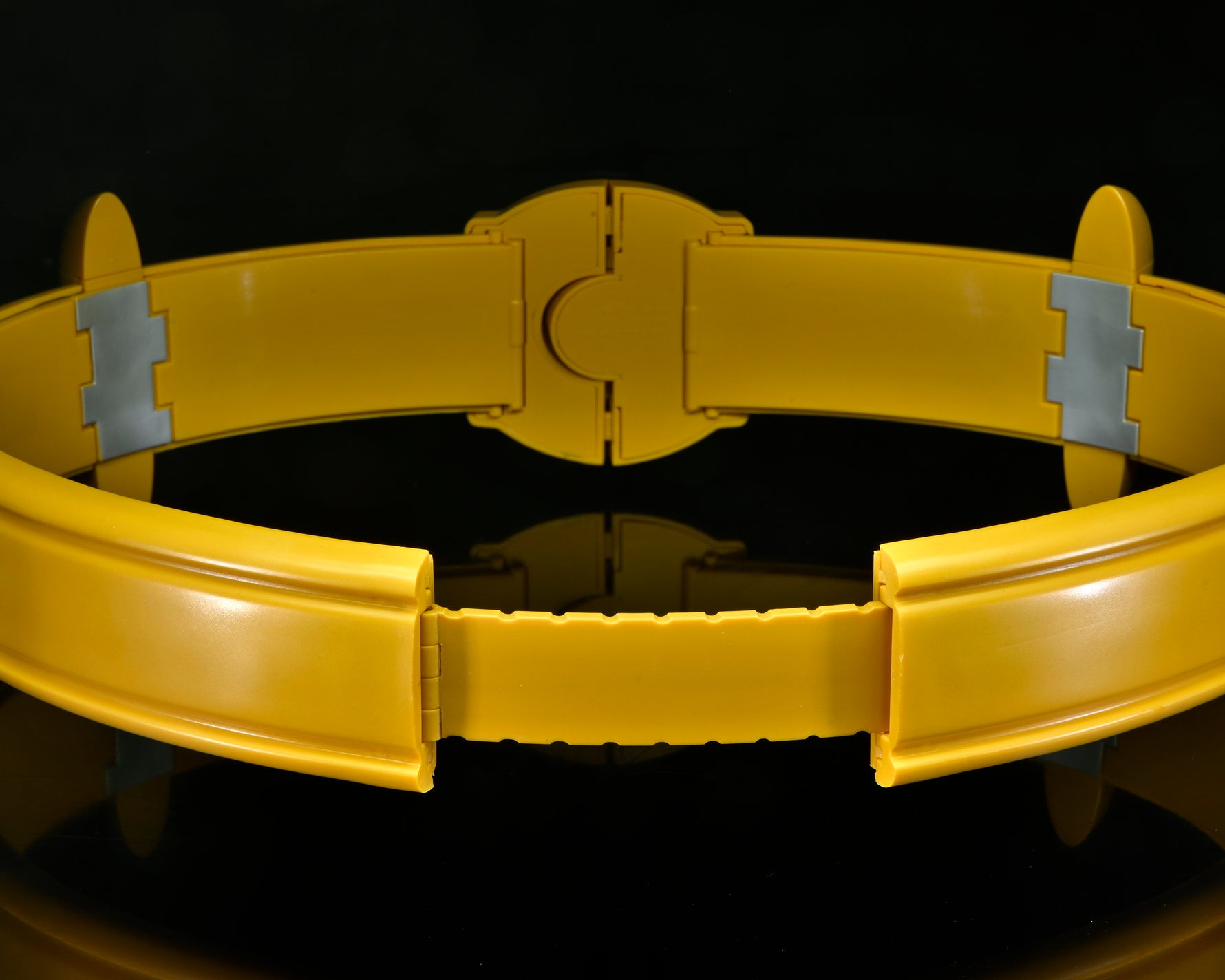 Batman (1989 Film) – Utility Belt Prop Replica Bundle – NECA